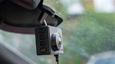 Garmin Dash Cam W Review Digital Camera World Garmin Dash Cam W Review Digital Camera World
