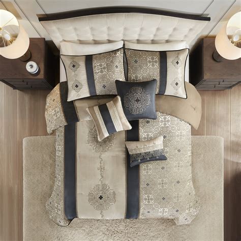 Madison Park Medallion Queen Jacquard Comforter Set Traditional Bedding