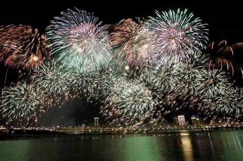 大稻埕480秒煙火秀登場！中時新聞網祝情人們佳節快樂 生活 中時新聞網