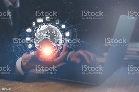 디지털 트랜스포메이션 기술 전략 Iot 사물 인터넷 디지털 시대의 혁신 아이디어와 비즈니스 기술 채택 글로벌 비즈니스 역량 강화 아이 Brand Name Online