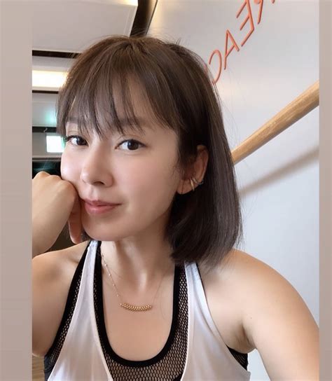 7歲愛女桃花朵朵開！ Melody驚見「每天跟不同男生牽手」 女兒反而不以為意！？