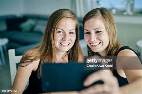 Monozygotic Twins Photos And Premium High Res Pictures Getty Images
