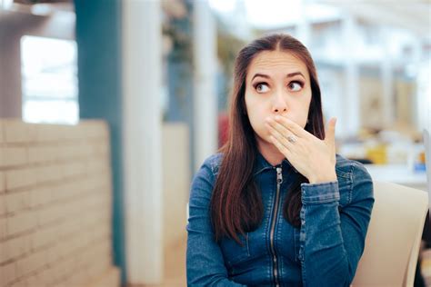 С чем бывает связана икота? | MedAboutMe