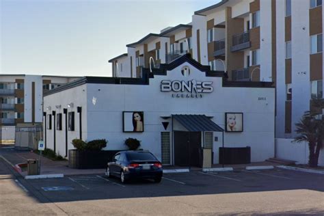Phoenixs Nightlife With A Risqué Twist A Tour Of The Citys Top