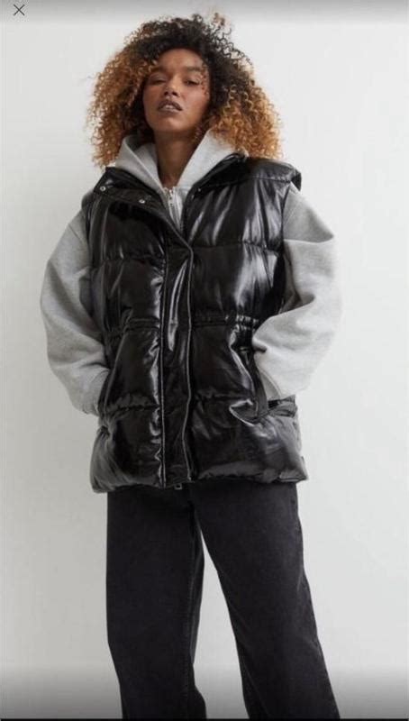 Жилетка — ціна 800 грн у каталозі Жилетки Купити жіночі речі за доступною ціною на Шафі