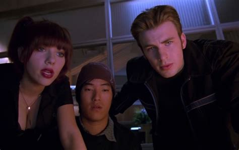 15 Secrets Behind Chris Evans And Scarlett Johanssons Friendship