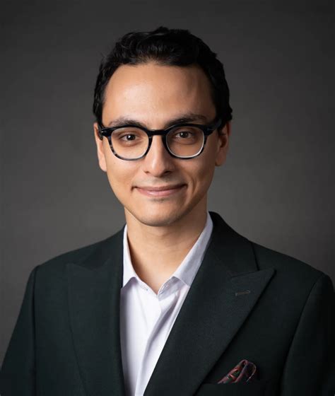 امیر محمد تهمتن دانشمند علوم رفتاری