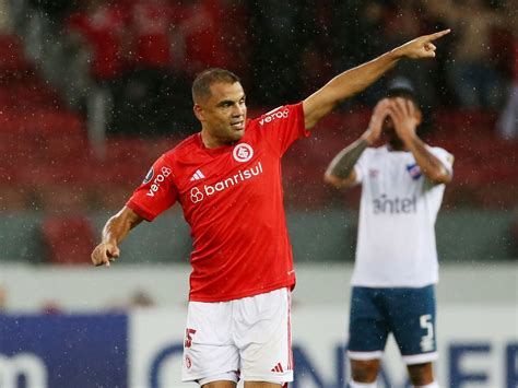 River Vs Internacional De Porto Alegre Por Los Octavos De La Copa