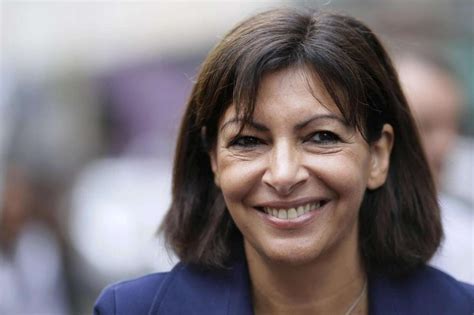 Municipales à Paris Anne Hidalgo devance Rachida Dati les marcheurs décrochés selon un sondage