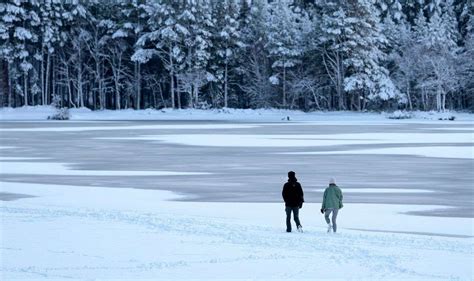 Uk Snow Forecast Bitterly Cold 10c Freeze Delayed As Fresh Chaos