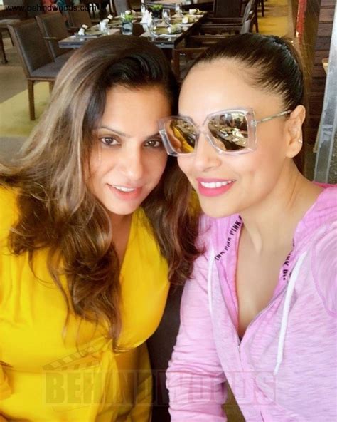 Bipasha Basu Aka Bipashabasu Photos Stills And Images