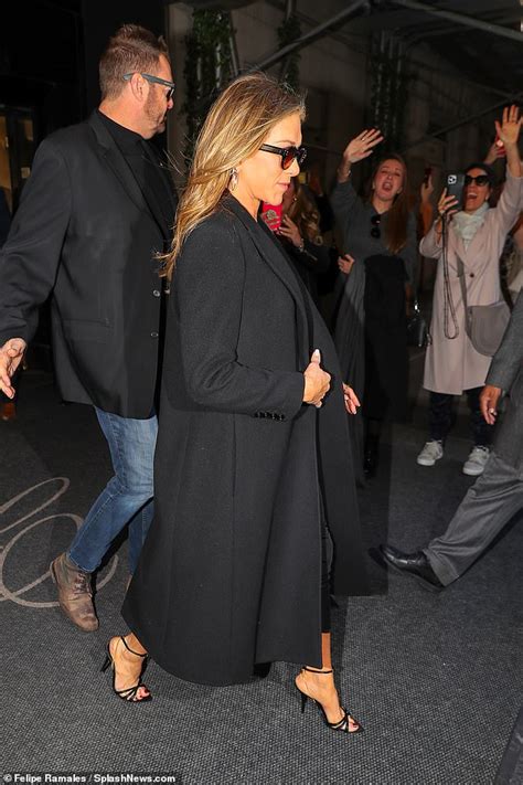 Ok “ქალი რომელიც 54 წლის ასაკში ქირურგიული ჩარევების გარეშეც ლამაზია