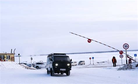 Ледовая переправа через реку Лену открыта Sakhanews