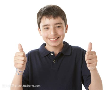 青春期男孩 随意云
