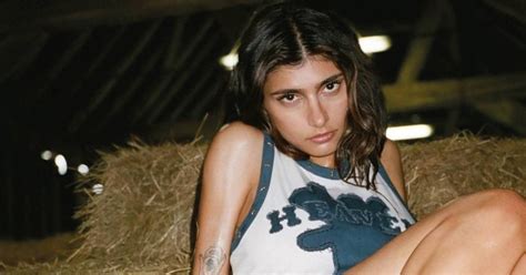 Mia Khalifa causa revuelo con el nombre de su marca de joyería La