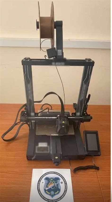 Σάμος Νεαροί κατασκεύαζαν όπλα με 3d εκτυπωτή Έφτιαξαν ακόμη και ένα