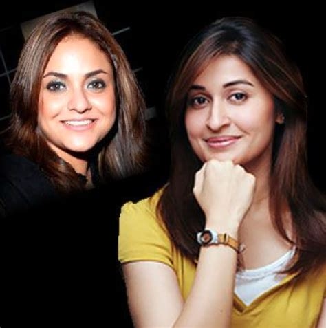 Why Were Shaista Lodhi And Nadia Khan Fighting Reviewit Pk
