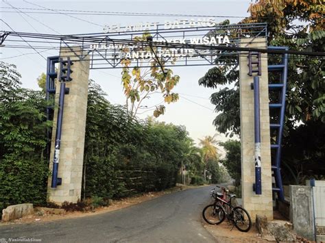 Bersepeda Dan Singgah Di Pantai Pailus Karanggondang Jepara Nasirullah Sitam