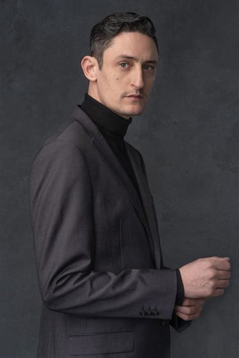 Classic Portrait Poses Guides Why Posing Guides Are Bad For Your