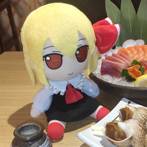 Touhou Project สินค้าพร้อมสต็อกตุ๊กตา Fumo ของเล่นตุ๊กตาสองมิติ Lumia