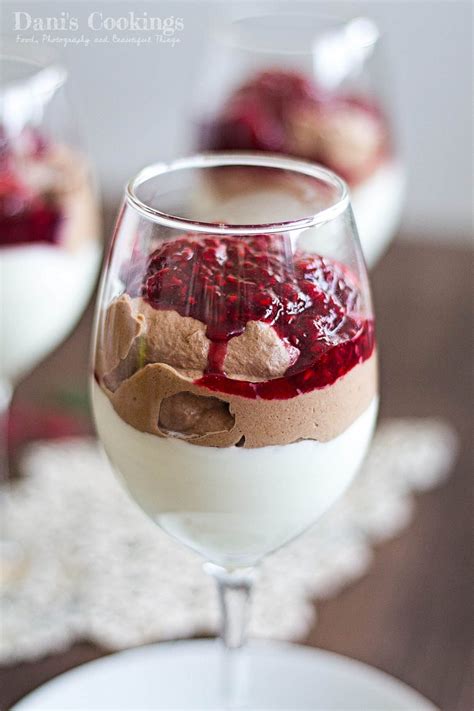 Layered Chocolate Mousse With Raspberry Sauce Danis Cookings