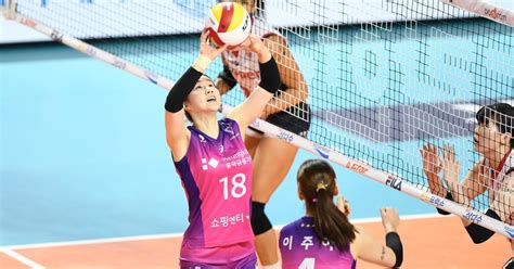 수련선수 출신 흥국생명 김다솔 포기 안 하니 기회 오더라