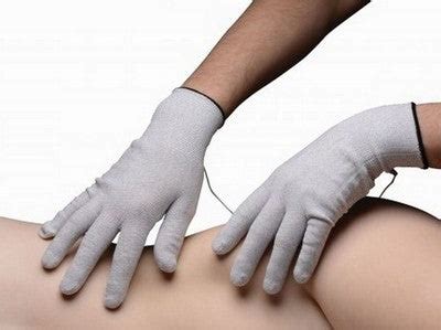 Zeus Electro Gloves Featured In Cosmopolitan Magazine