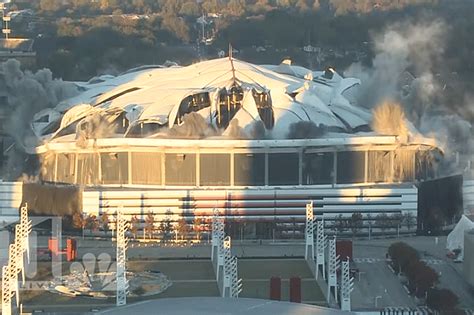 Minnesota Vikings Unveil New Stadium Features The Worlds Largest