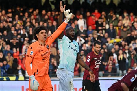Guillermo Ochoa Y Su Jugada Perfecta En Europa Memo Podría Llegar Al
