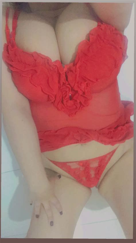 ️ ️ ️سارا هستم تازه واردم کون گنده حشریم🔥🔥دلم کیر می خواد بیایید کوس تپلم رو جررر بدین ️ ️