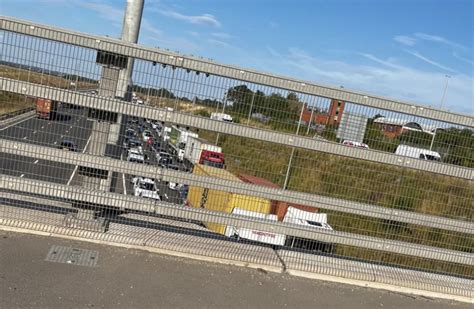 Lorry Collision Blocks A13 Local News News Thurrock Nub News By