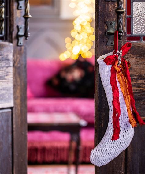 Where To Hang Stockings Without A Mantel Homes And Gardens