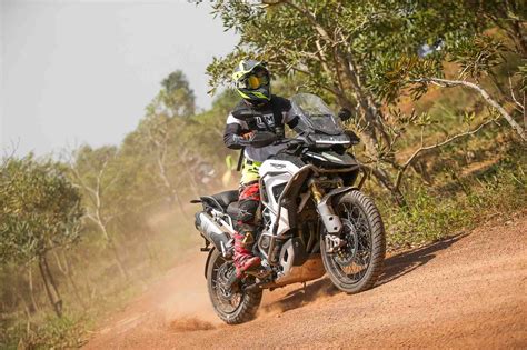 PREVIEW Triumph TIGER 1200 Rally Pro Rally Explorer ปนรอบบนทาง