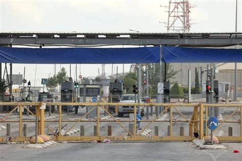 Israel Cierra Jenín Bloquea La Circulación De Alimentos Y Combustible