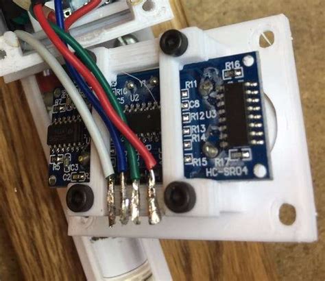GARAGE PARKING SENSOR USING ARDUINO Project