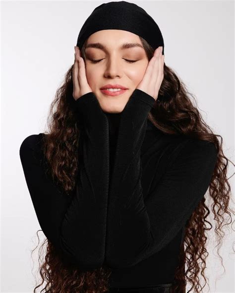 ქართული სილამაზე ნანა სტამბოლიშვილის ახალი ფოტოები დიდ მოწონებას იმსახურებს Marao