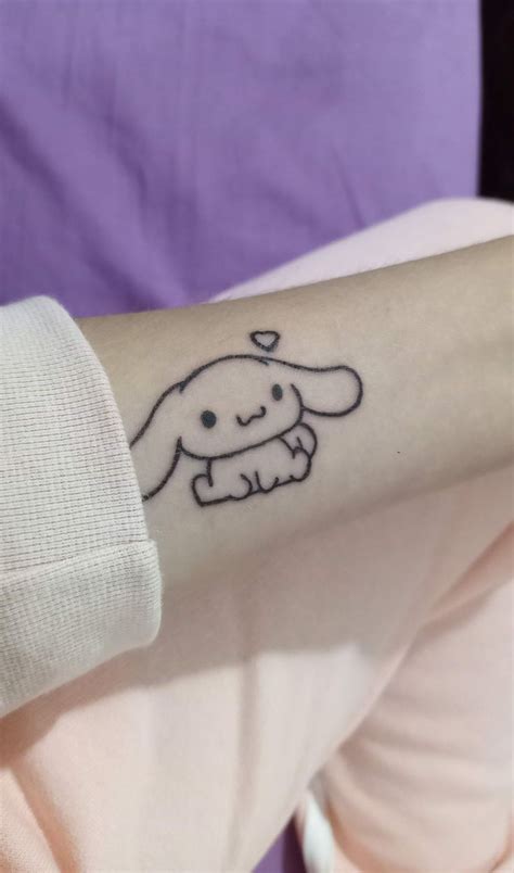 105 Minimalist Tattoos That Are Aesthetically Pleasing To The Eye