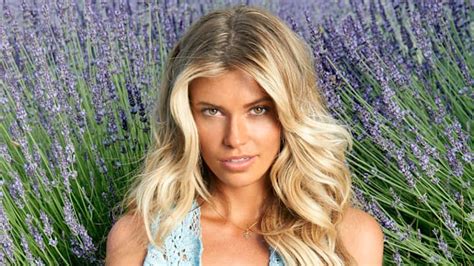 10 Years Later This Samantha Hoopes Si Swimsuit Shoot Still Feels Like