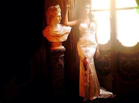 Matrimonio Belen E Stefano La Sposa Prova L Abito E Si Commuove Cronaca Nazionale Abruzzo Ore