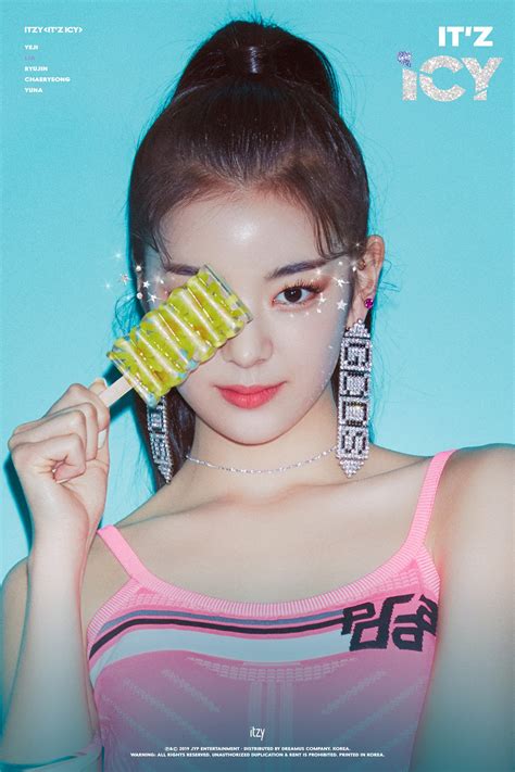 Lia Itzy Profile K Pop Database