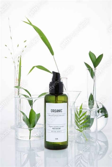 실험실장비 과학실험 사건 의학 과학 연구 주제 유리 시험관대 실험유리기구 원뿔플라스크 플라스크 화장품 몸단장제품 뷰티 스킨케어 이미지