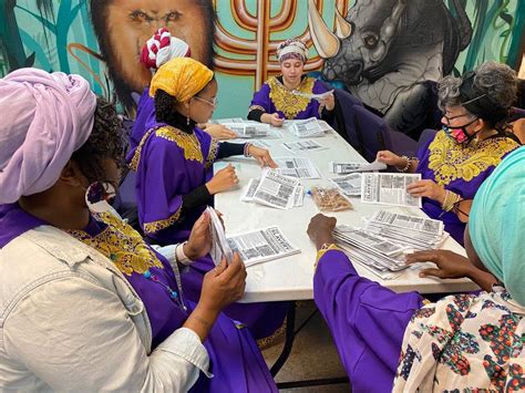 Iuic Of Phoenix The Sisters Putting In Their Bricks 🧱