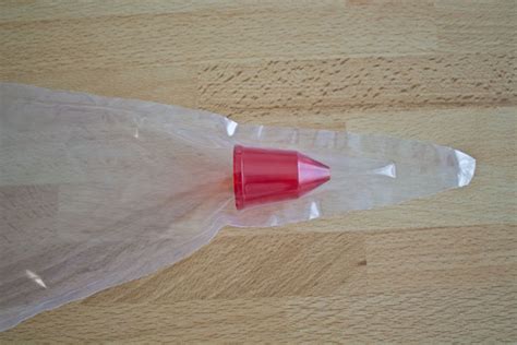 Back To Basics How To Fill A Piping Bag Road To Pastry