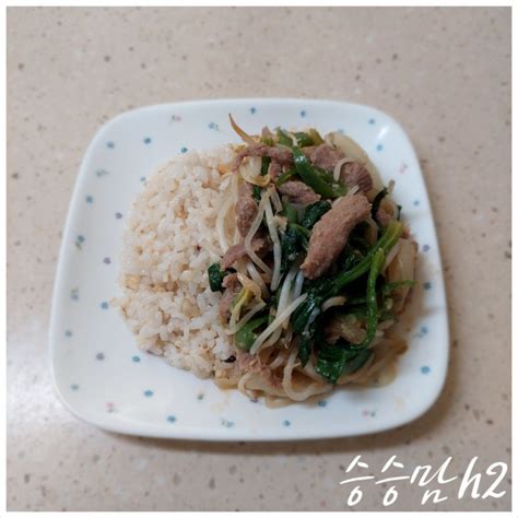 돼지고기 숙주 덮밥 만들기