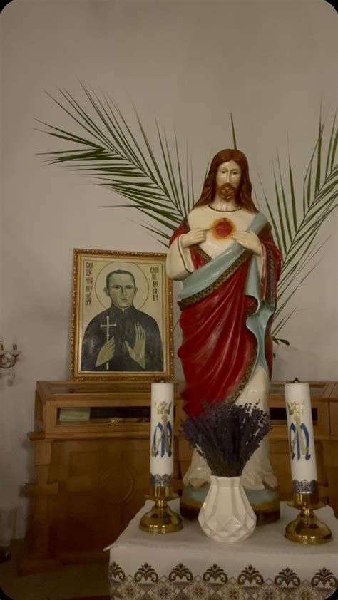 СвітиТи Нести радість Христового Різдва до кожного це наша особлива місія У темряві яка