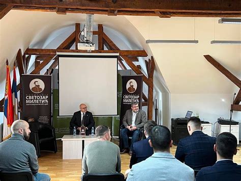 Милош Вучевић On Twitter Било ми је задовољство да данас полазницима 4 генерације Политичке