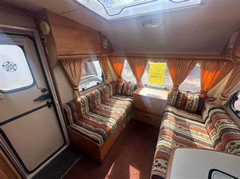 Swift Charisma 550 2002 Image 2