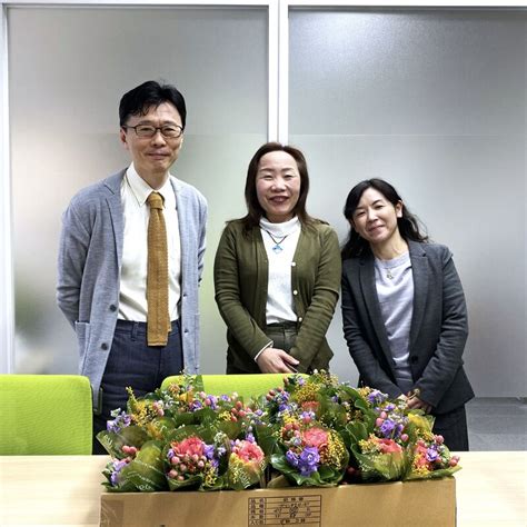 Toshio Tsunoda On Linkedin Wearing Yellow To Celebrate International Womens Day So Happy To See