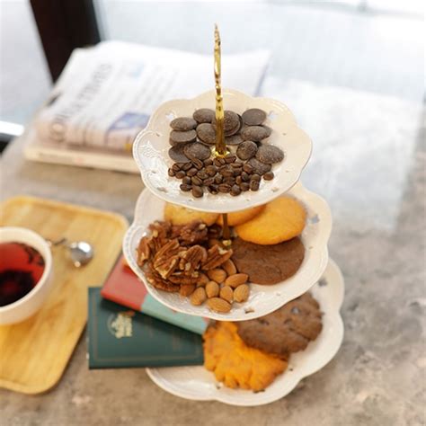 루이앤탑펠 루이앤탑펠 북유럽풍 디자인 3단 케이크 디저트 트레이 화이트 1세트 케익스탠드케이크돔 쿠팡 위시버킷