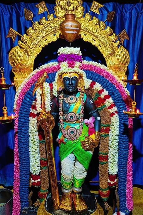 தோல்வி கண்டு துவளாத வெற்றி கண்டு மகிழாத மனம் கொடுத்த அன்பு முருகன் 🙏🙏